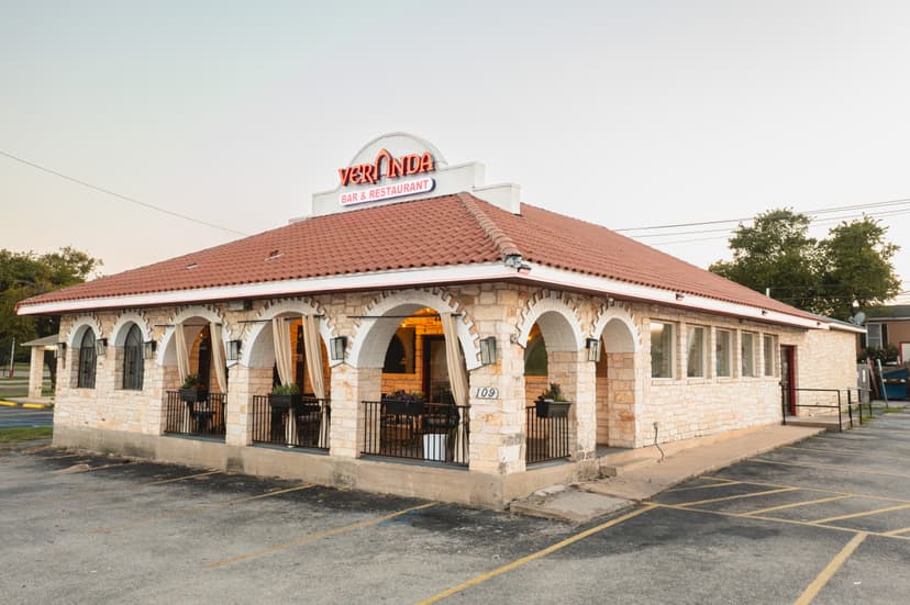 Veranda Bar & Restaurant | Authentic Indian Cuisine in Leander, Texas